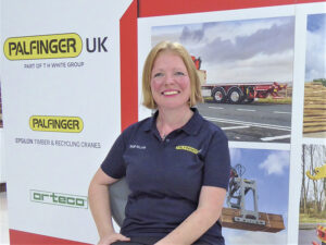 Top Score for Zoe! - Palfinger UK