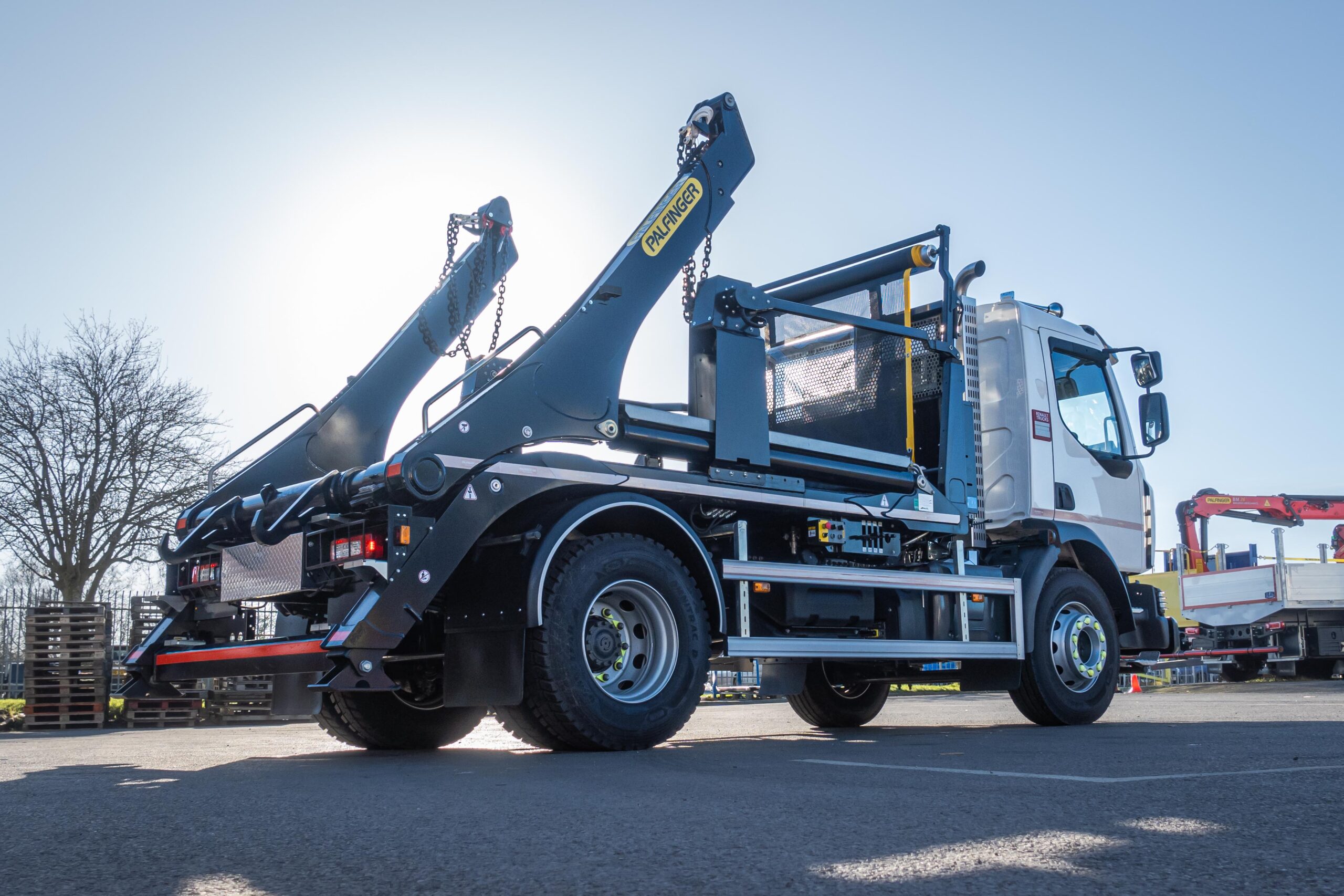5 Reasons To Choose Palfinger For Your Next Skiploader - Palfinger UK